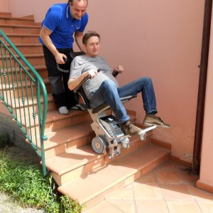 Montascale Mobile - Supera scalinate su edifici non attrezzati